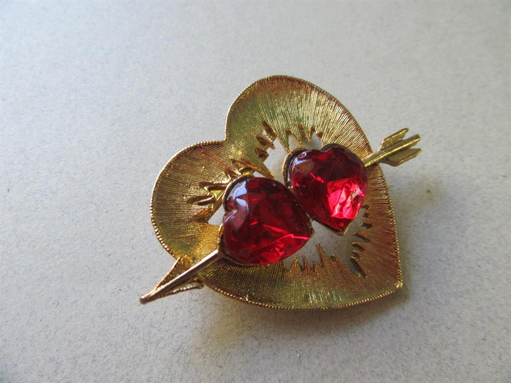 Red Rhinestone Heart Pin Brooch I Love You Valentines Anniversary 1950 ...