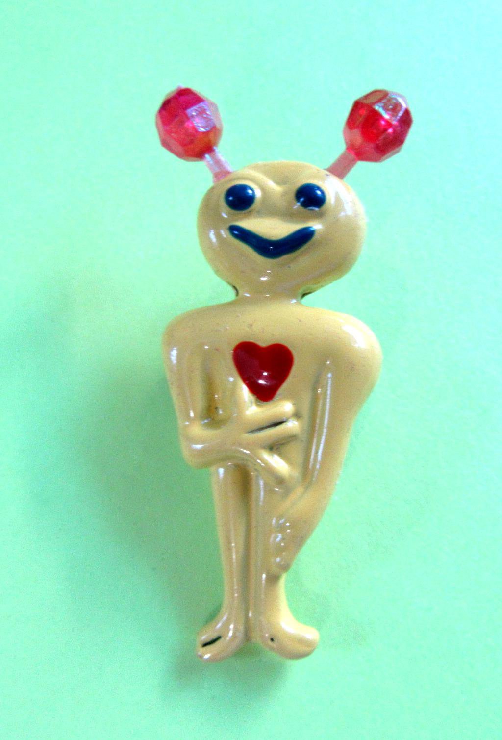1980's Alien Pin Heart Old Stock Extraterrestrial Martian Take Me To ...